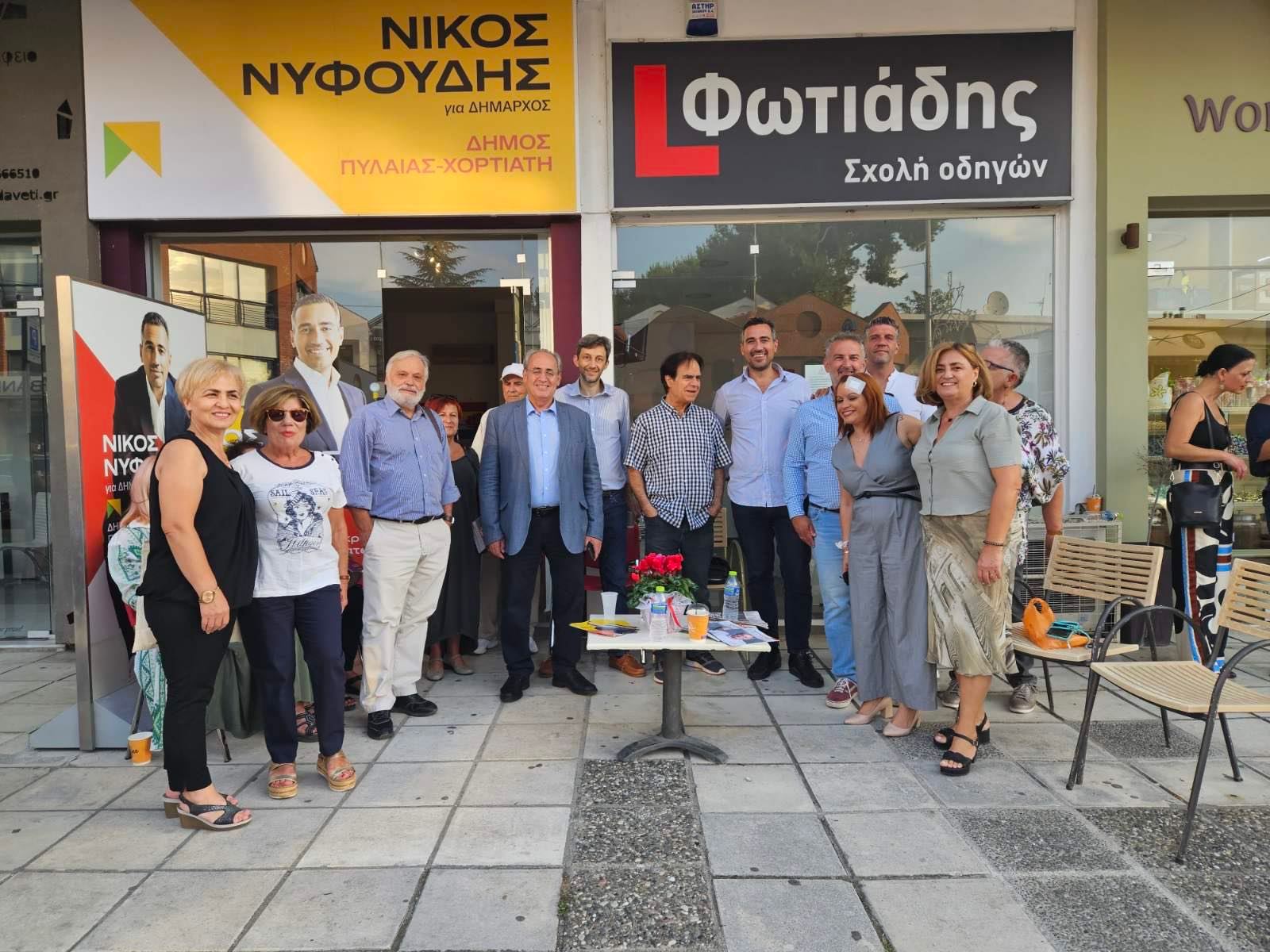 Συνάντηση Νυφούδη - Μυλόπουλου στο εκλογικό κέντρο της "Ανθρώπινης ...